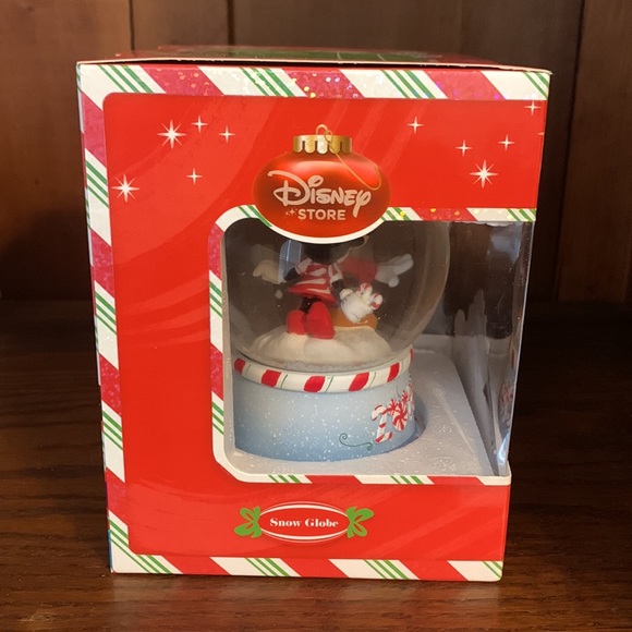 Disney | Holiday | Disney Store Mickey And Minnie Snow Globe 20 | Poshmark